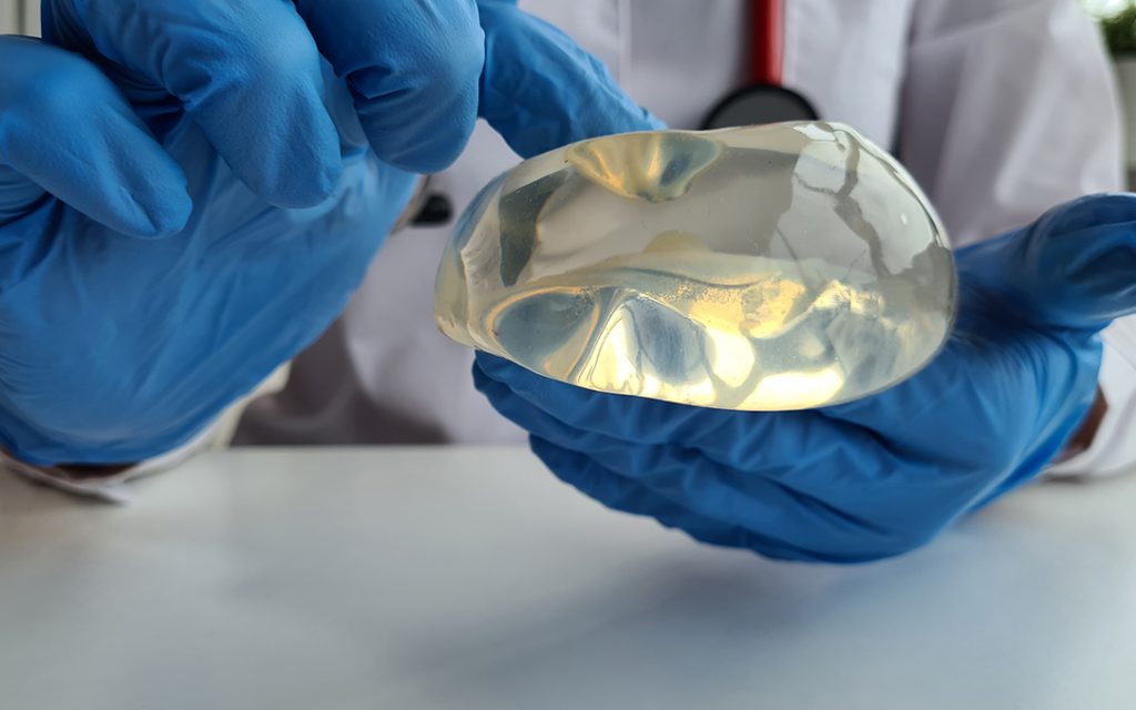 Silicone Or Saline Implants? EIPS